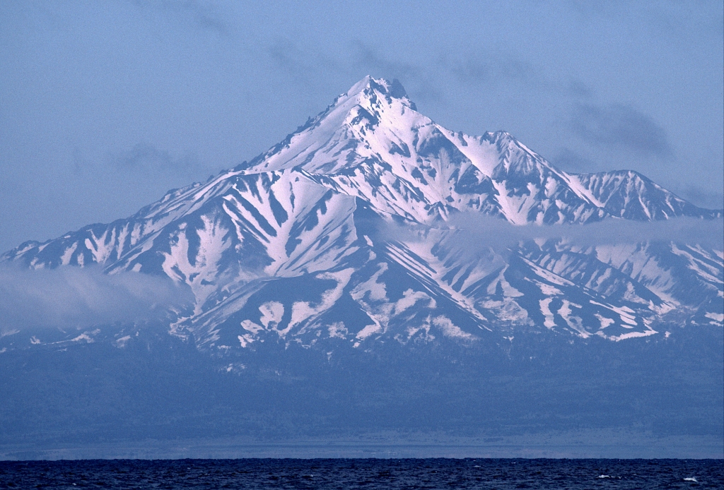 A lebegő hegy: ez a világ egyik legkülönlegesebb síparadicsoma
