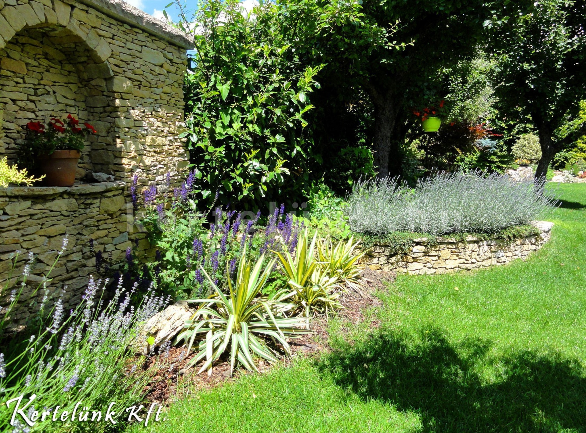 Mediterrán kert ötletek: 15 kreatív megoldás a kialakításához