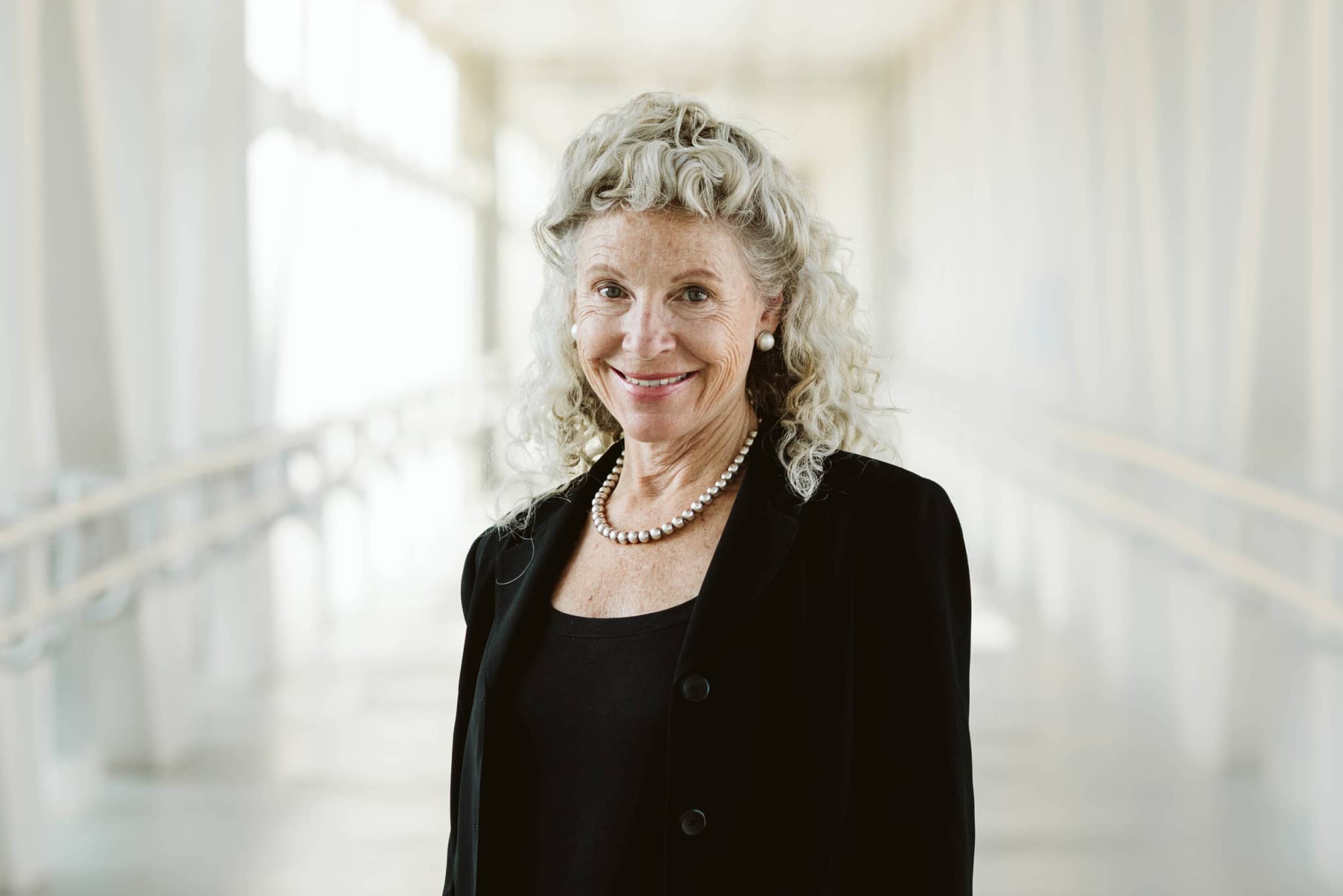 Új élet 60 felett: Elizabeth Barbour elvált és ügyvédként a nőkért harcol